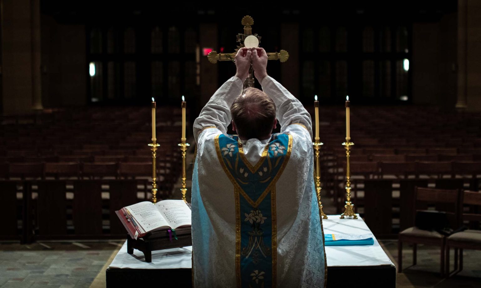 Mass Times – Sacred Heart Cathedral
